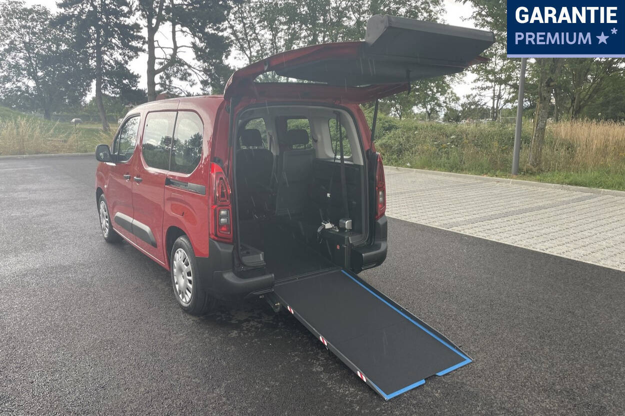 Véhicules TPMR et voitures pour personnes handicapées d'occasion ...